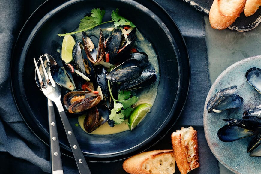 Coconut Curry Mussels - What's Gaby Cooking