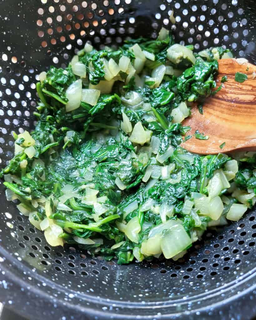 Classic Spinach Dip - Super Easy To Make!