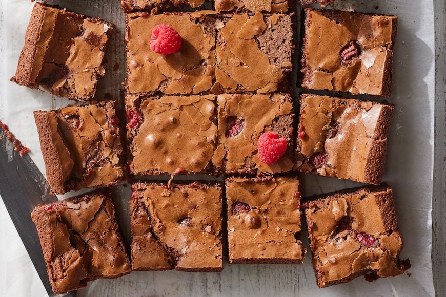 Perfectly Gooey Raspberry Brownies - Mind-blowing