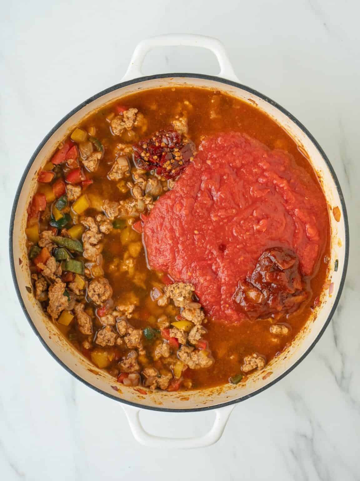 Easy Turkey Chili - What's Gaby Cooking
