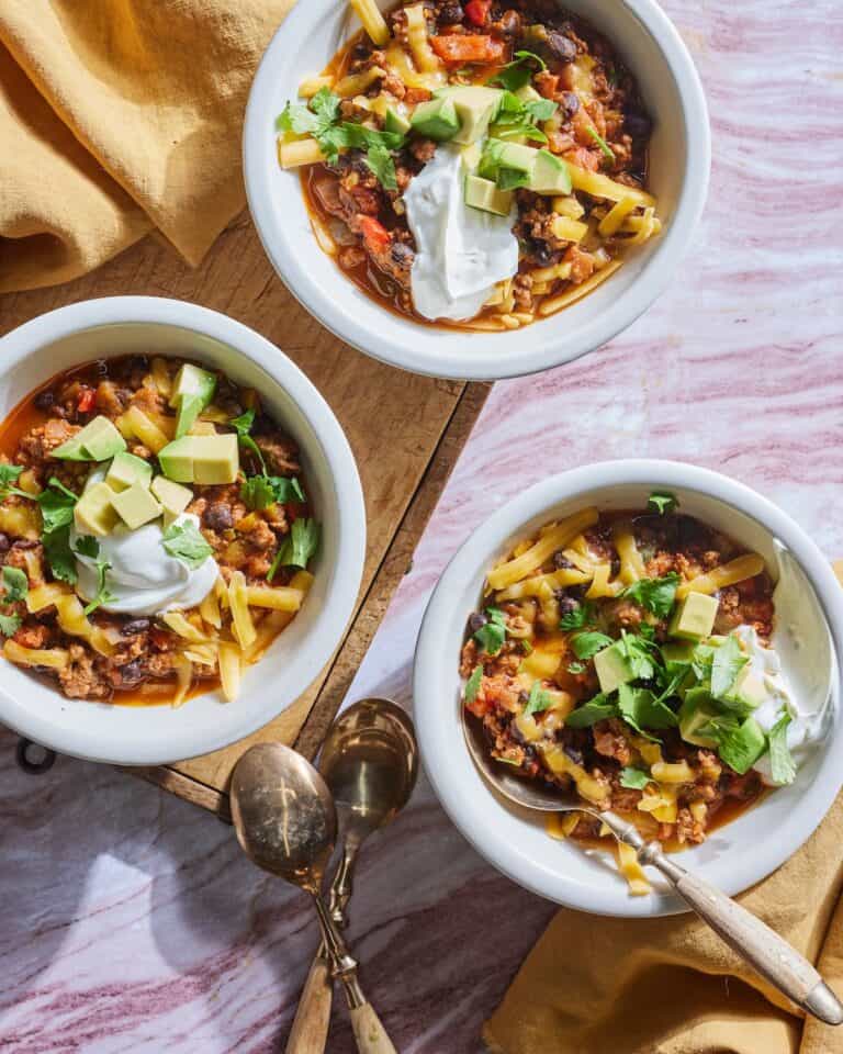 Easy Turkey Chili - What's Gaby Cooking