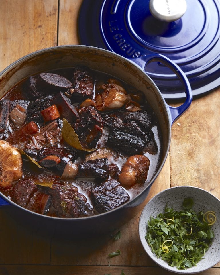 Garlic Red Wine Braised Short Ribs With Creme Fraiche Mash - What's ...